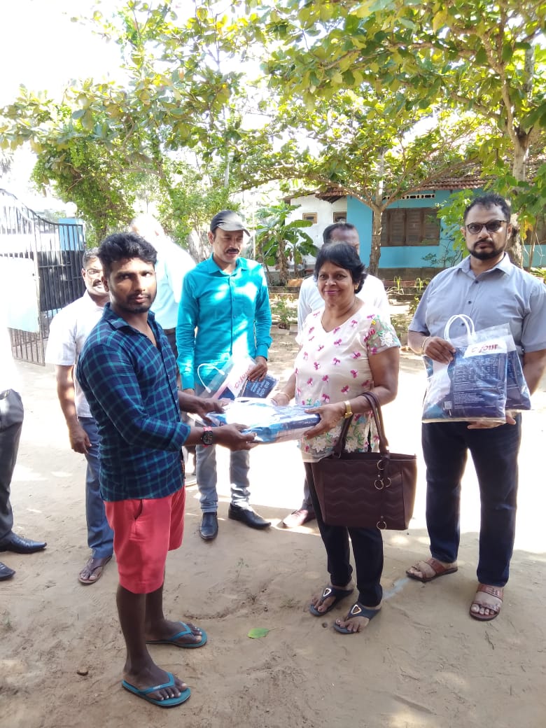 ASSISTANCE TO ELDERS HOME – Lanka Fundamental Rights Organization